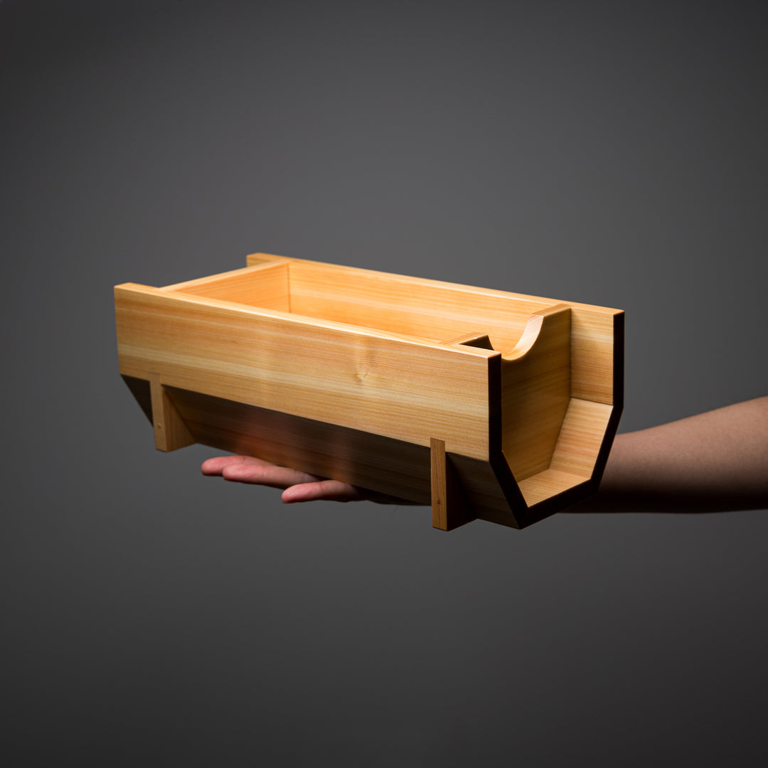 Hinoki Wood Sake Bottle Ice Cooler Container – Osara Australia