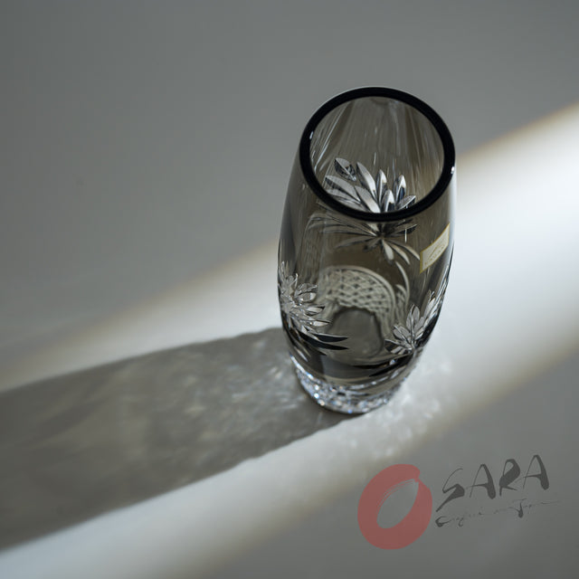 KAGAMI Crystal Edo-Kiriko Vase - Queen of the Night / 一輪挿し – Osara ...