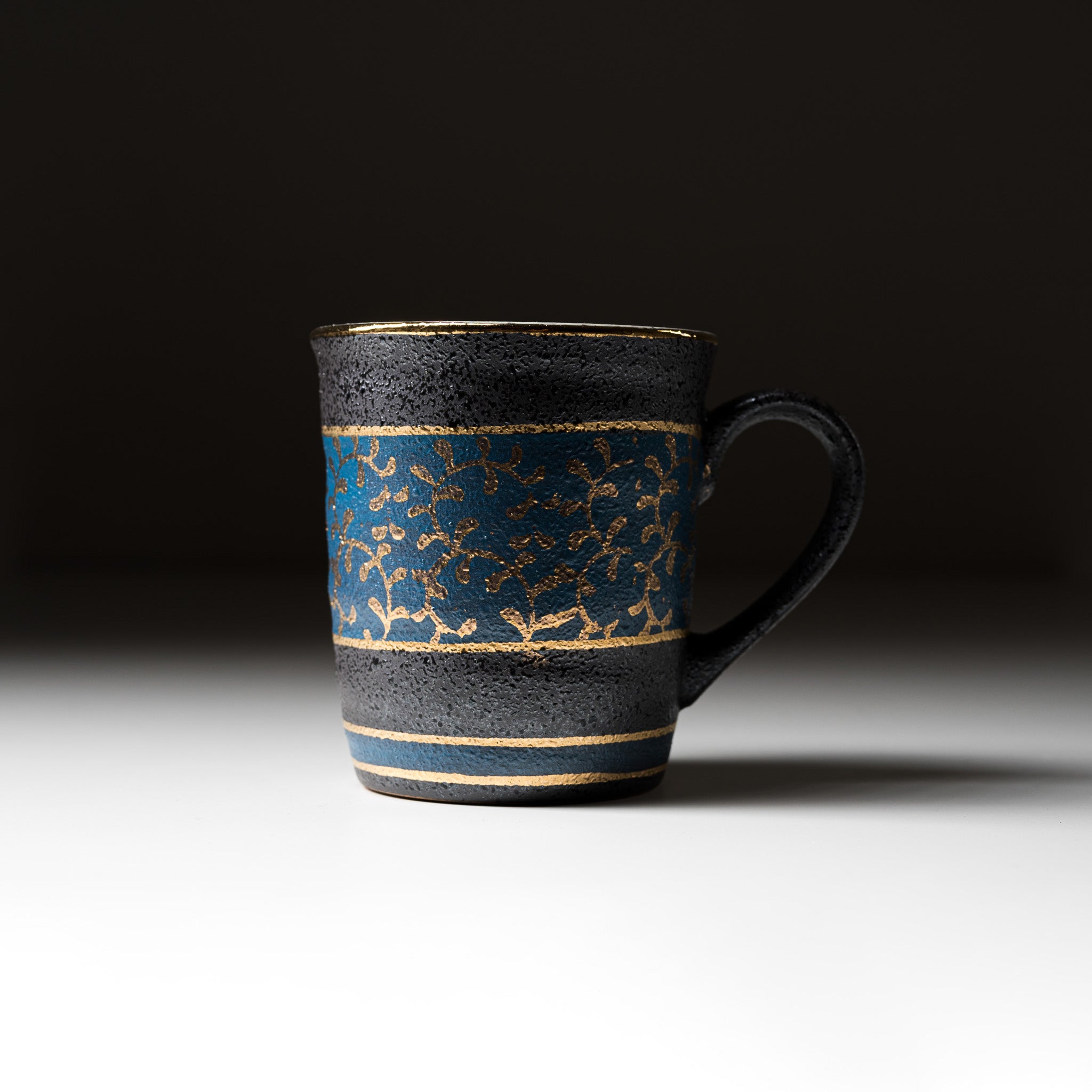 Kutani ware Mug Cup - Blue Karakusa | Crafted In Japan / 九谷焼 マグカップ ...