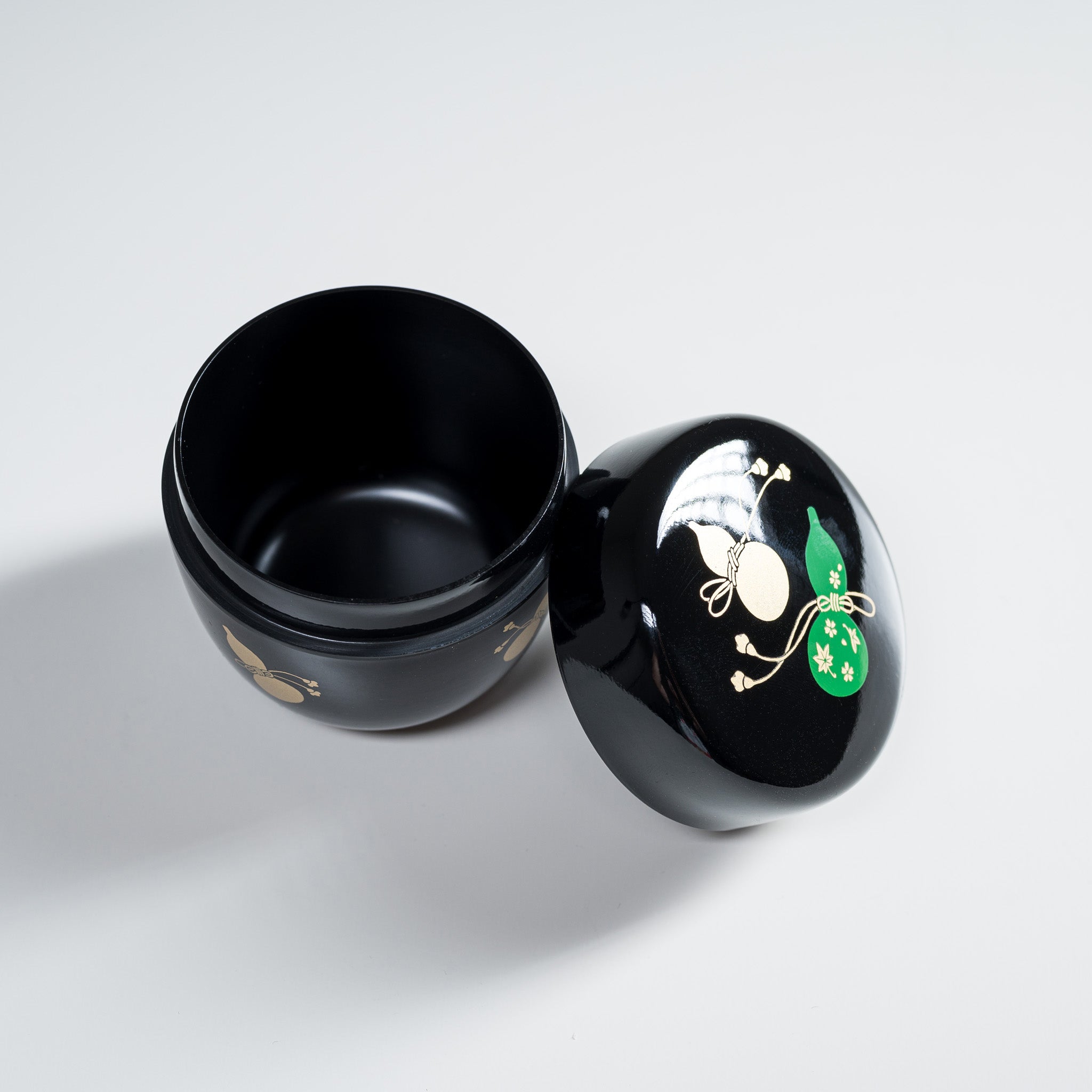 Matcha Ceremony Container - Traditional Black / 中棗 – Osara Australia