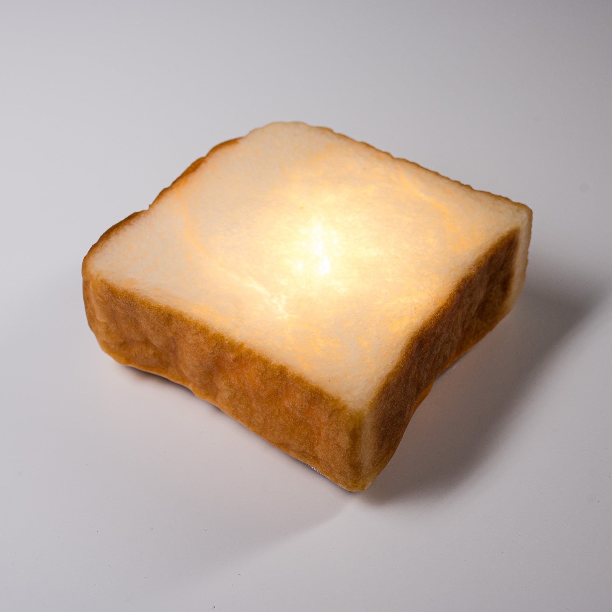 PAMPSHADE Real Bread Lamps - Square Toast / パンプシェード by Yukiko Morita ...