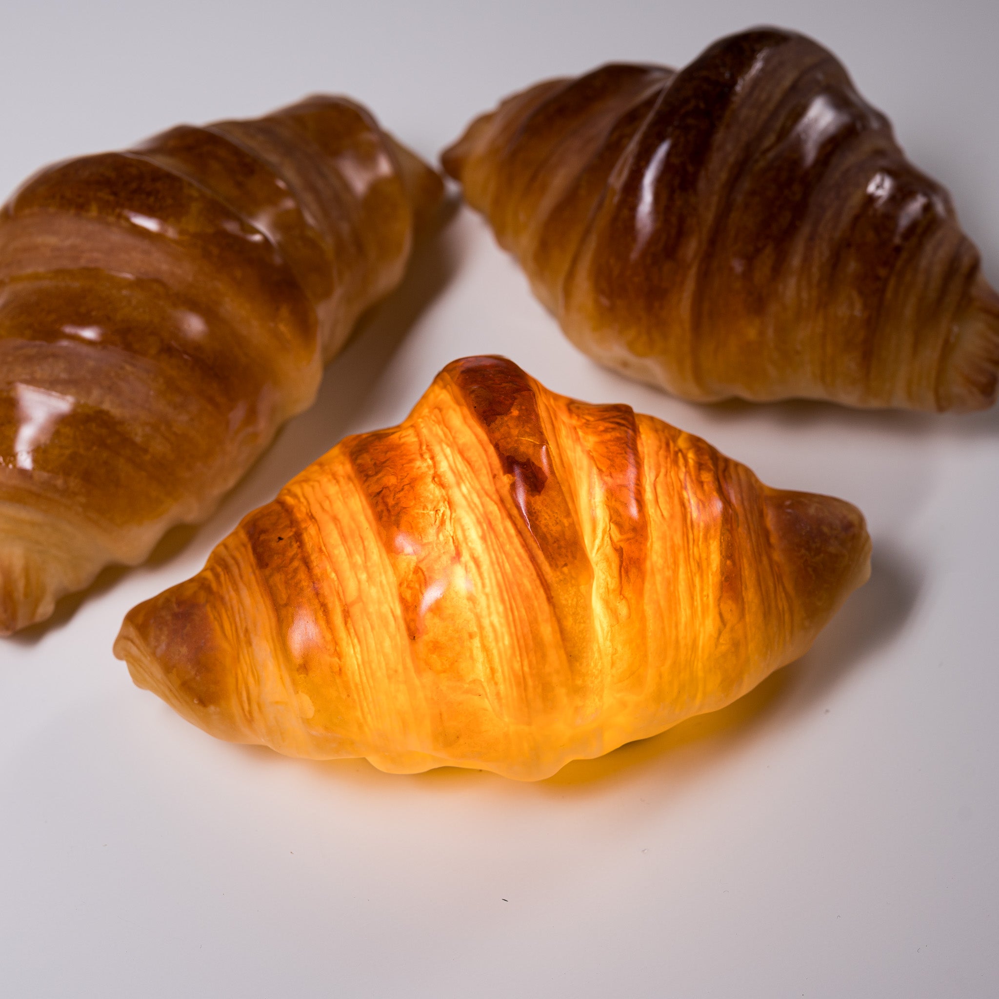 PAMPSHADE Real Bread Lamp - Croissant / パンプシェード by Yukiko Morita ...