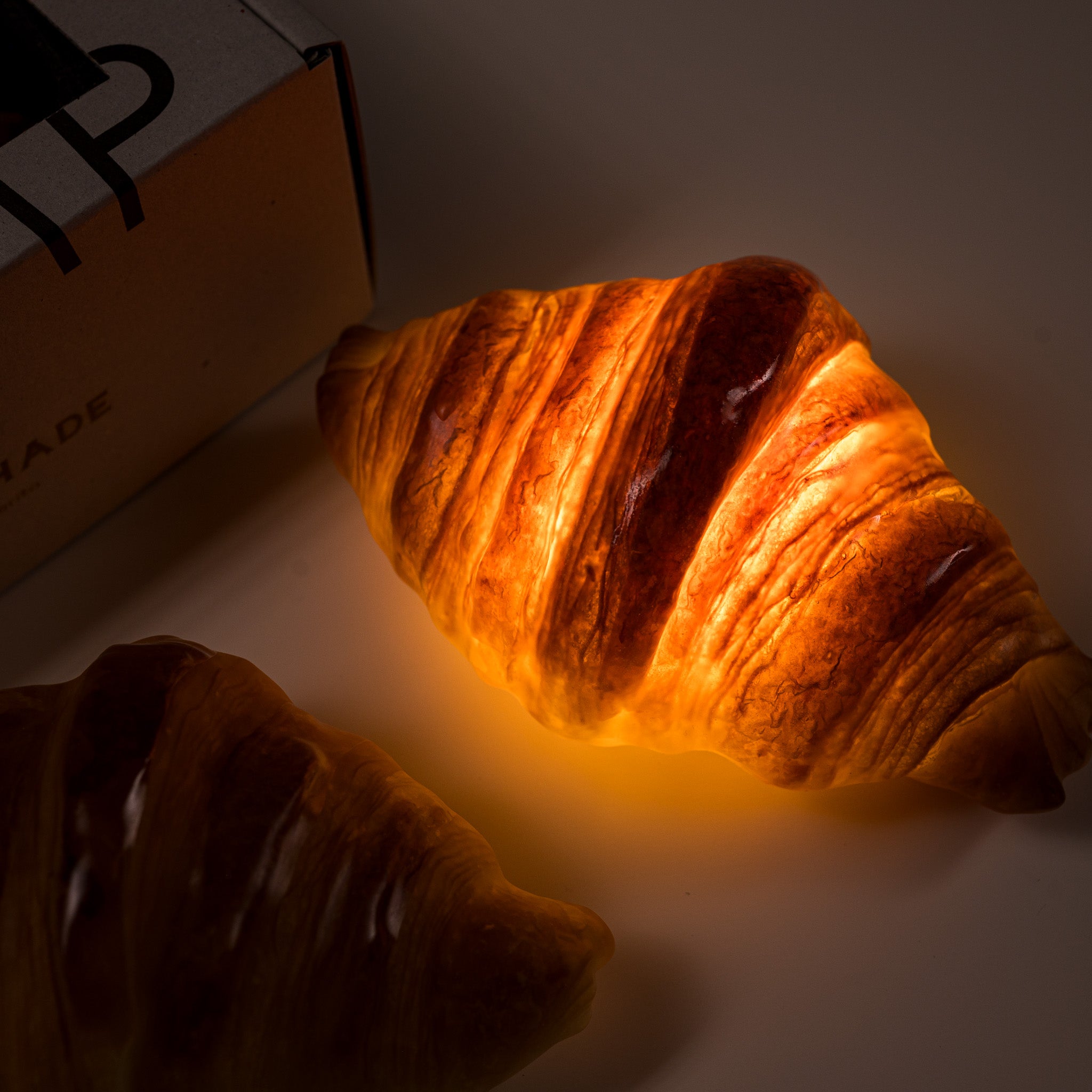 PAMPSHADE Real Bread Lamp - Croissant / パンプシェード by Yukiko Morita ...