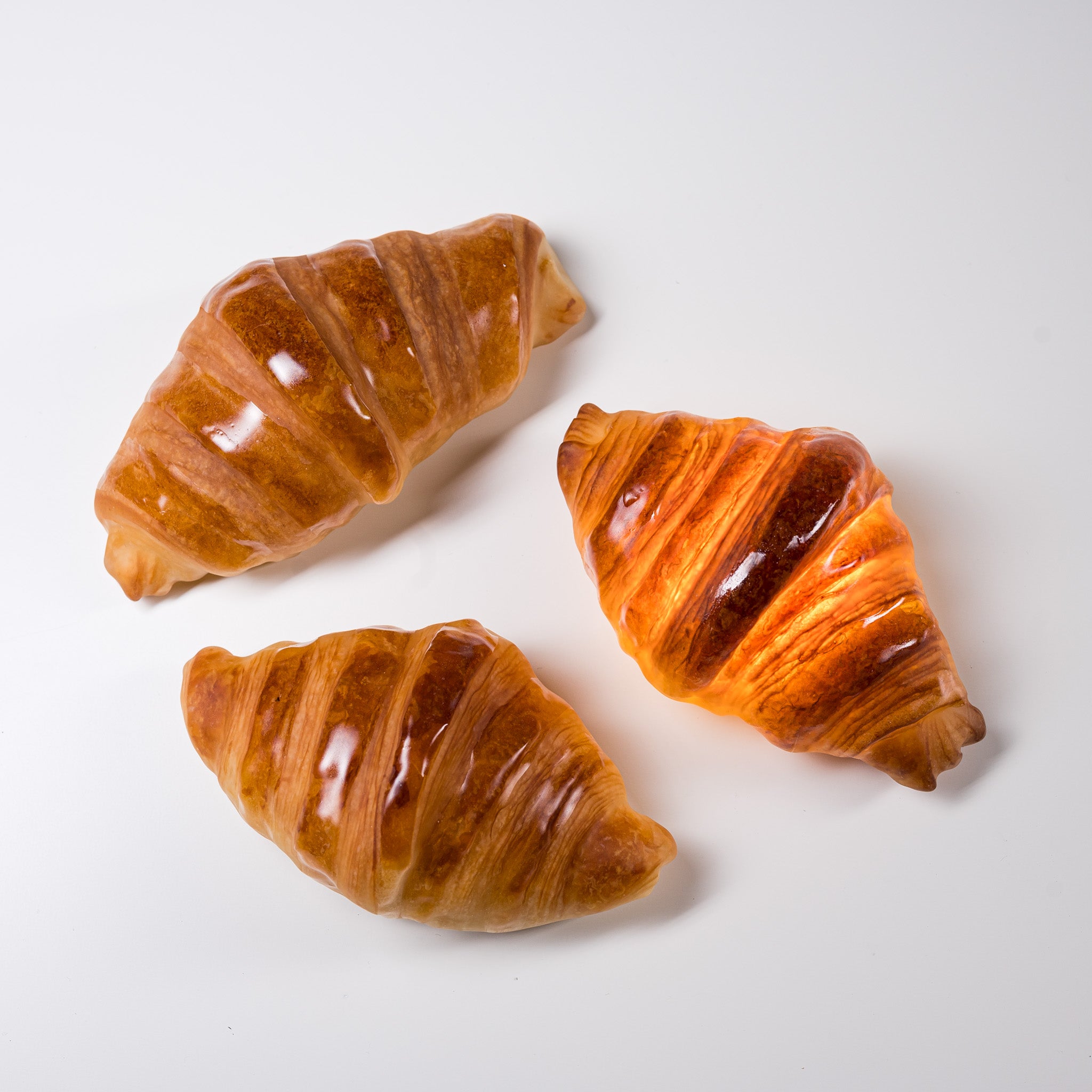 PAMPSHADE Real Bread Lamp - Croissant / パンプシェード by Yukiko Morita ...