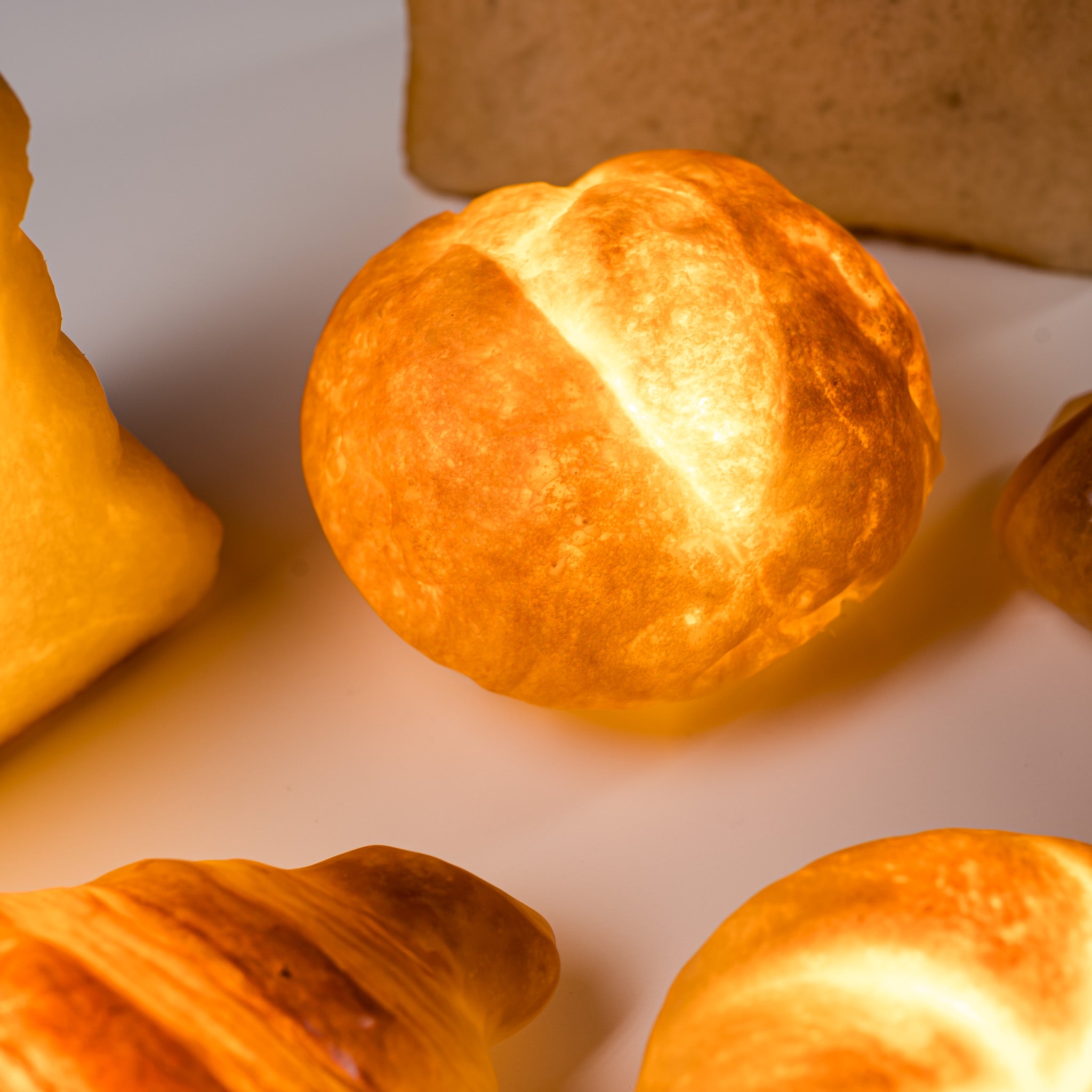 PAMPSHADE Real Bread Lamp - Petit Bread / パンプシェード by Yukiko Morita ...