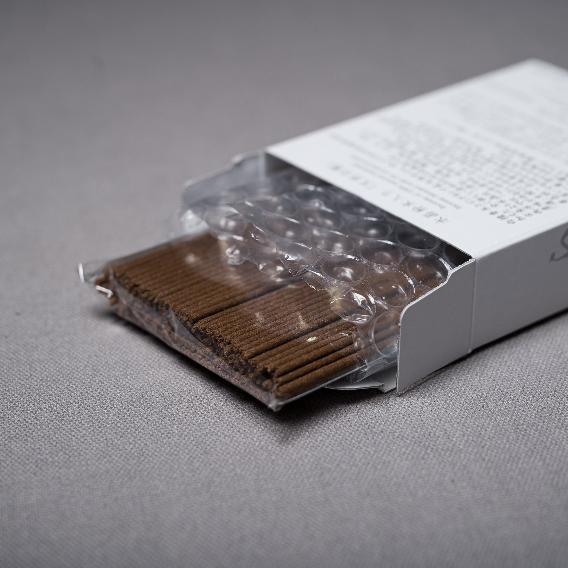 Natural Fragrant Wood Japanese Incense - Agarwood | Crafted in Japan ...